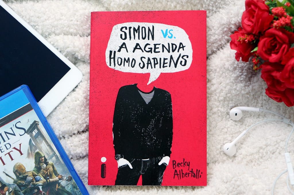 Simon Vs A agenda Homo Sapiens, de Becky Albertalli - Prateleira de Cima